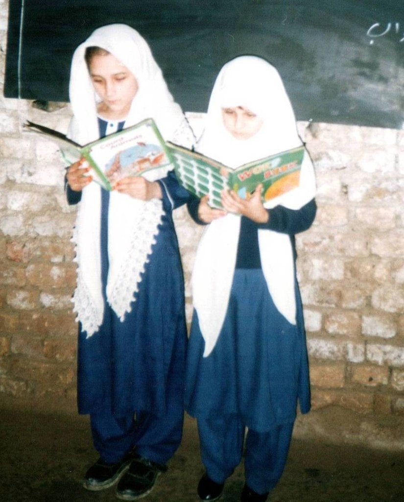 Keep 2000 Poor Pakistani Children in School - GlobalGiving