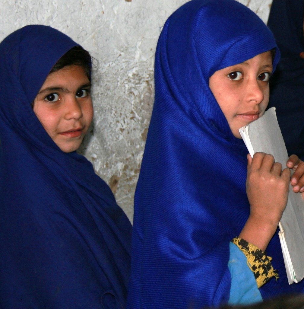 Keep 2000 Poor Pakistani Children in School - GlobalGiving