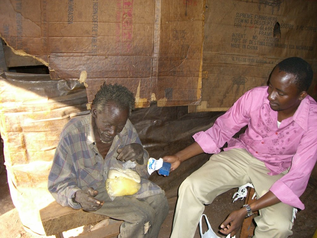 Food & education to 200 homes affected by HIV/Aids - GlobalGiving