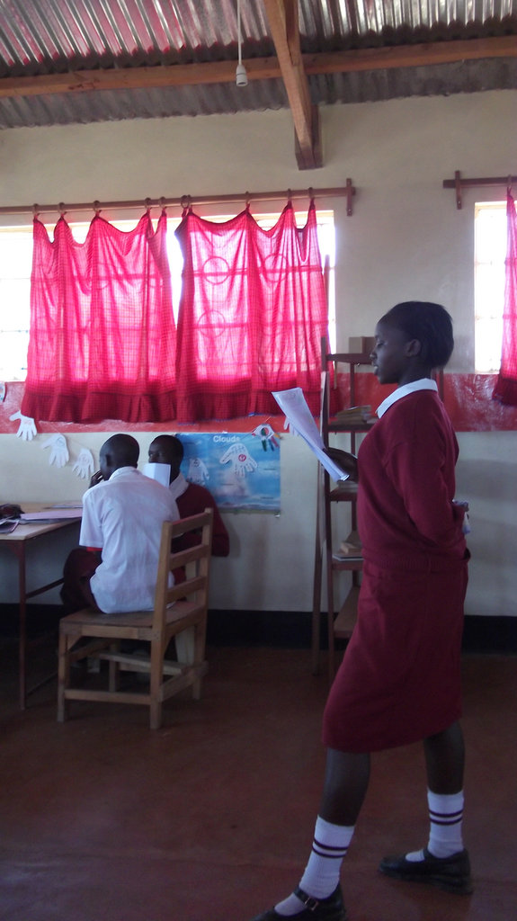 Equip a rural Kenyan library with a computer lab - GlobalGiving