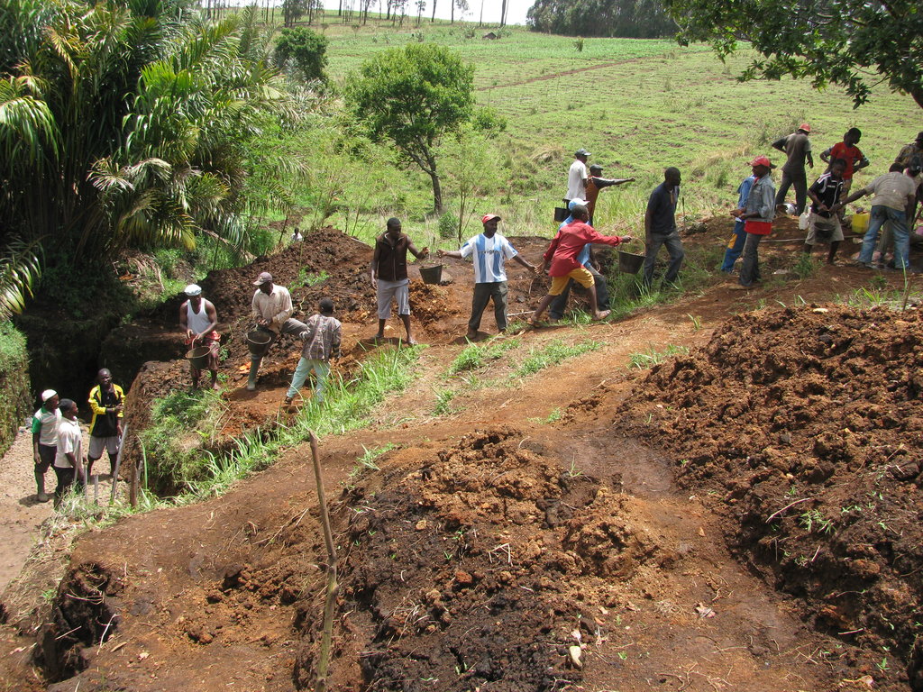 Supply safe water to a Cameroonian farming village - GlobalGiving