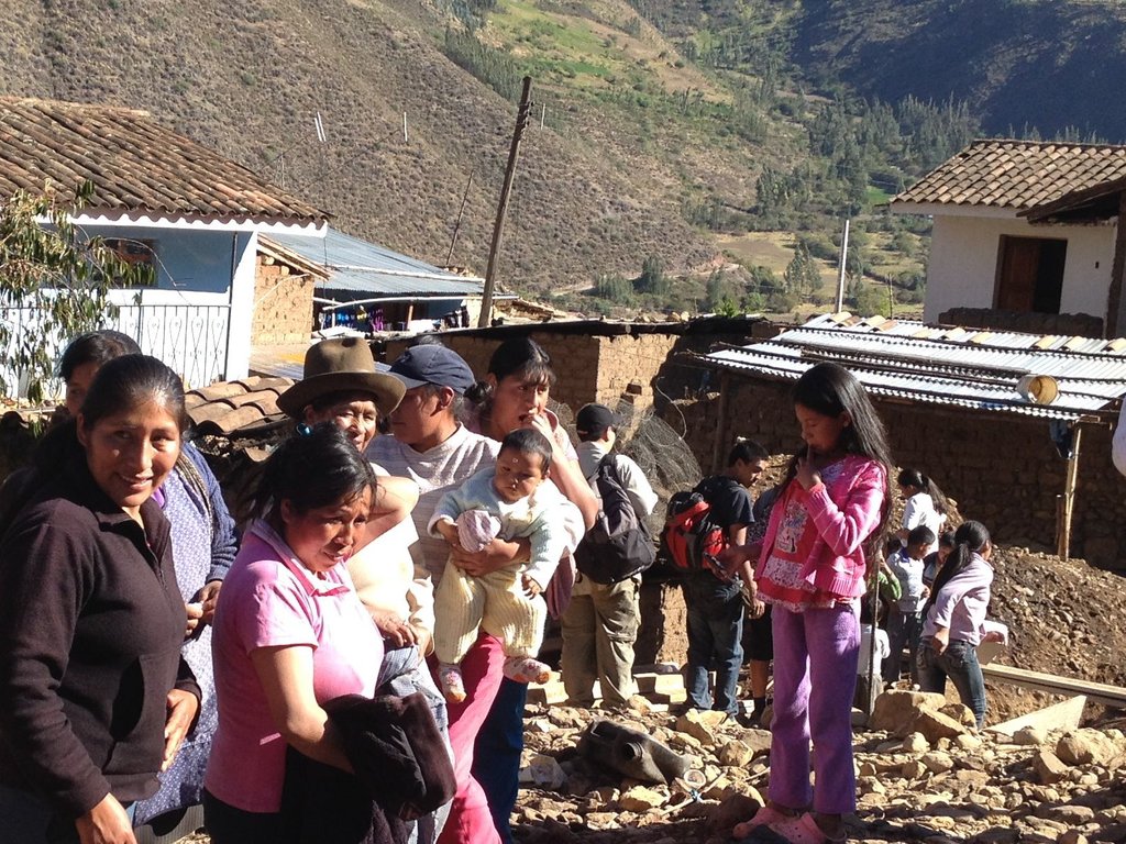 Photos from Capacity-building for rural women artisans in Peru ...