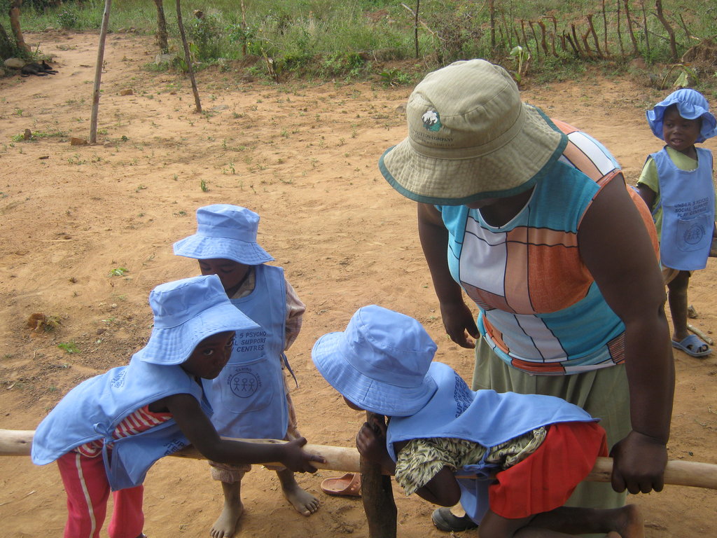 support deprived kids in day care centres Zimbabwe - GlobalGiving