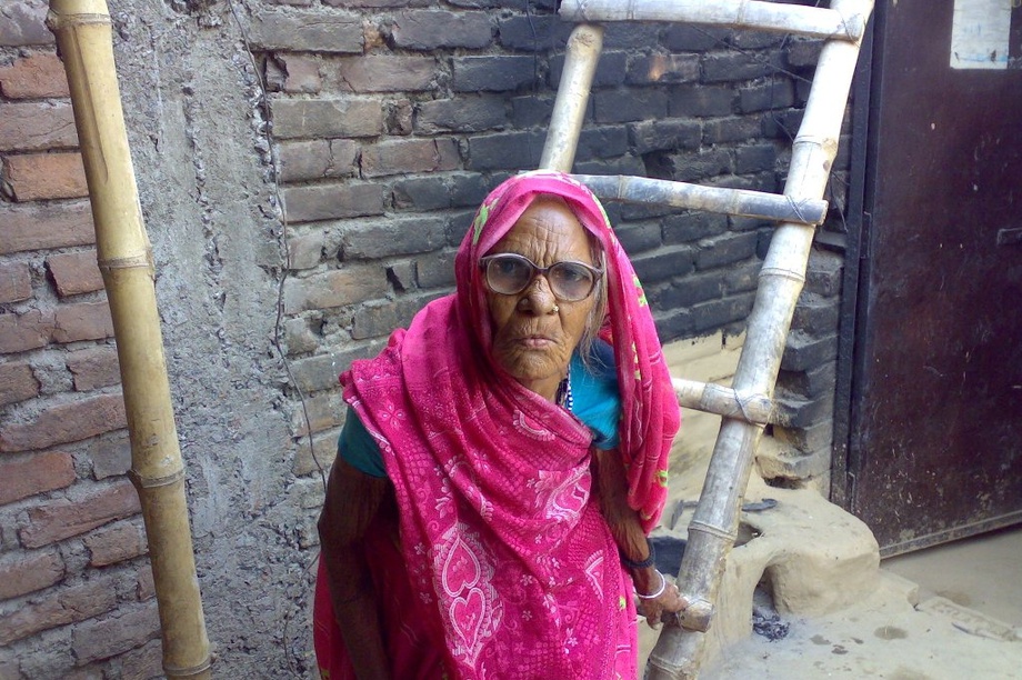Protect 320 Poor old people in bihar / India - GlobalGiving