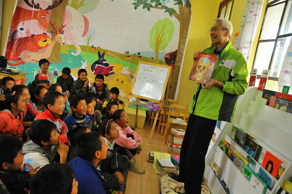 Build Libraries for Rural Children in China - GlobalGiving