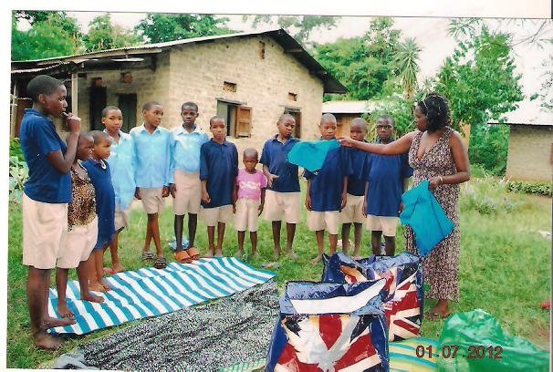 Clothing Poor Children in Uganda - GlobalGiving