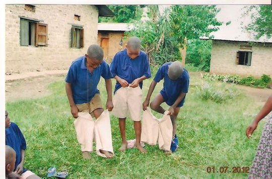 Clothing Poor Children in Uganda - GlobalGiving