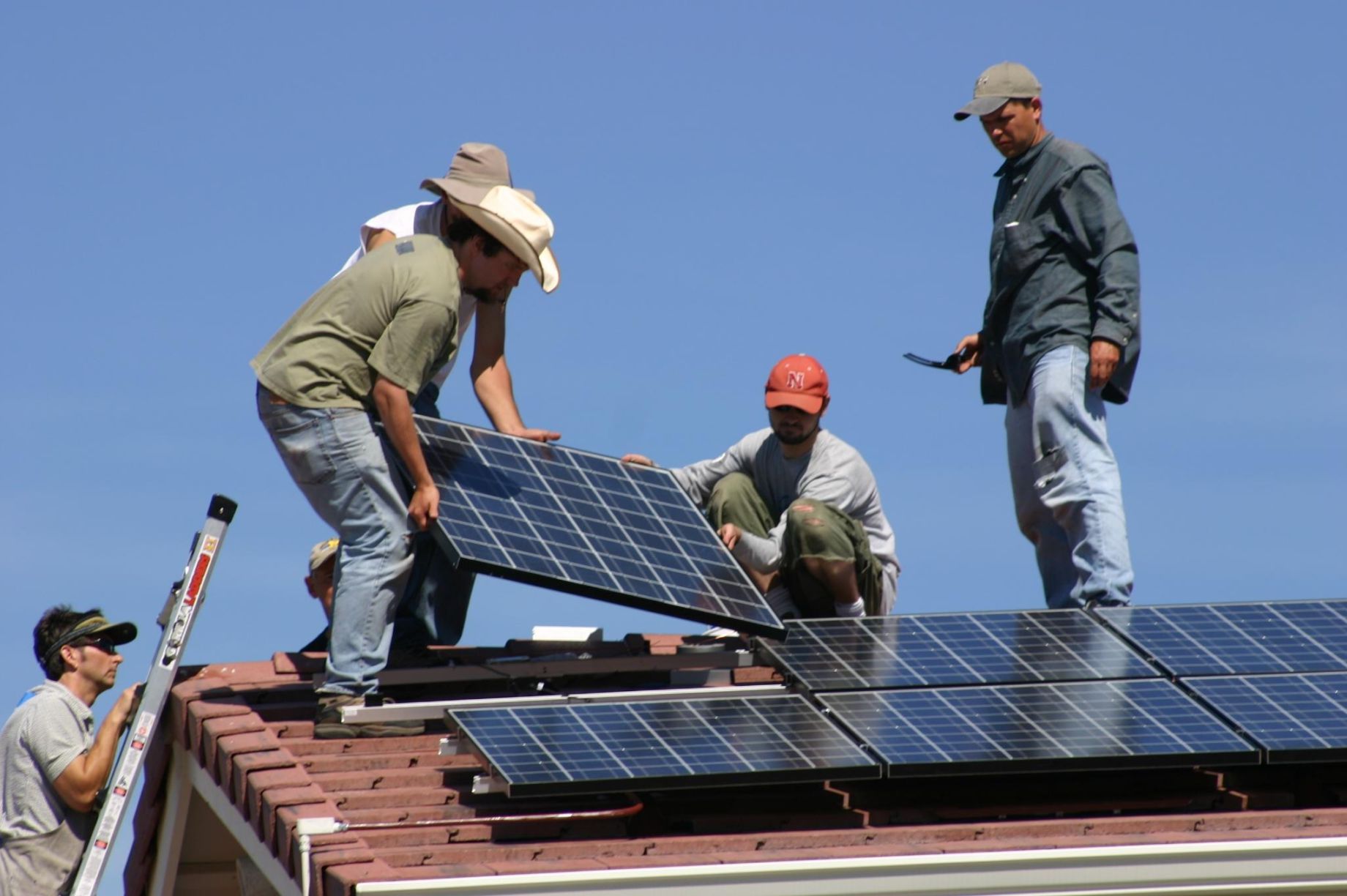 Solar electricity for 10 low-income families, USA - GlobalGiving