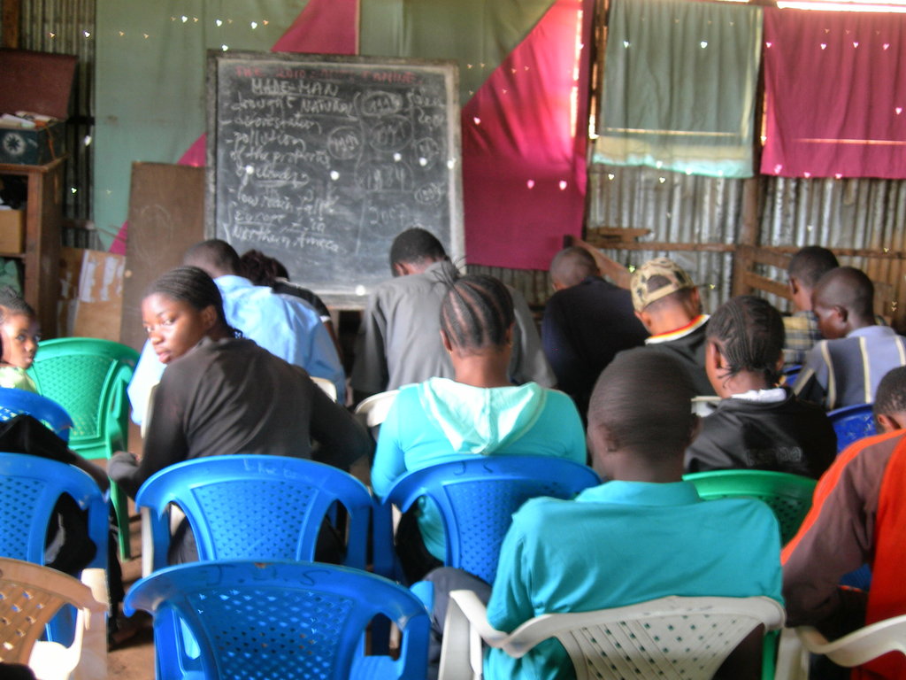 How to Share Help Refugees from Congo learn English and skills ...