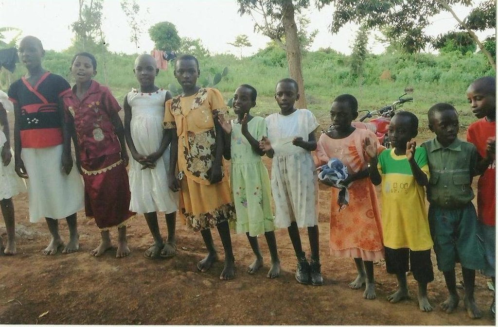 Keep 130 orphans and vulnerable children in school - GlobalGiving