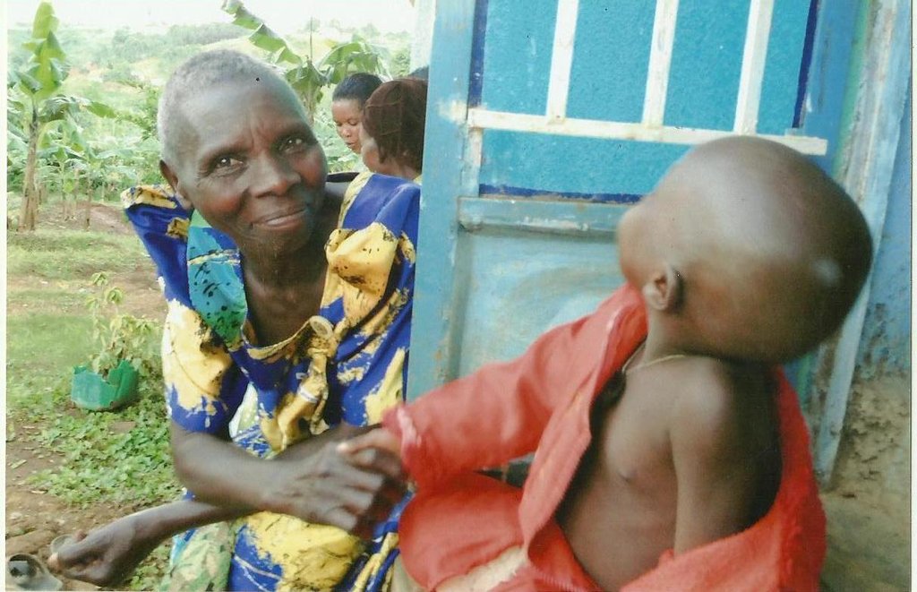 Keep 130 orphans and vulnerable children in school - GlobalGiving