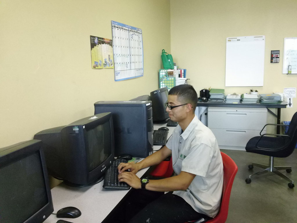 Build Mobile Computer Lab for Job Training Program - GlobalGiving