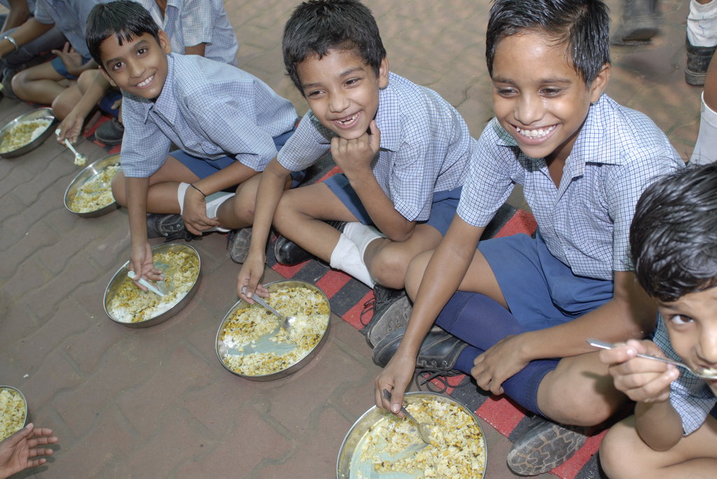 Sustain education of 350 under privileged children - GlobalGiving