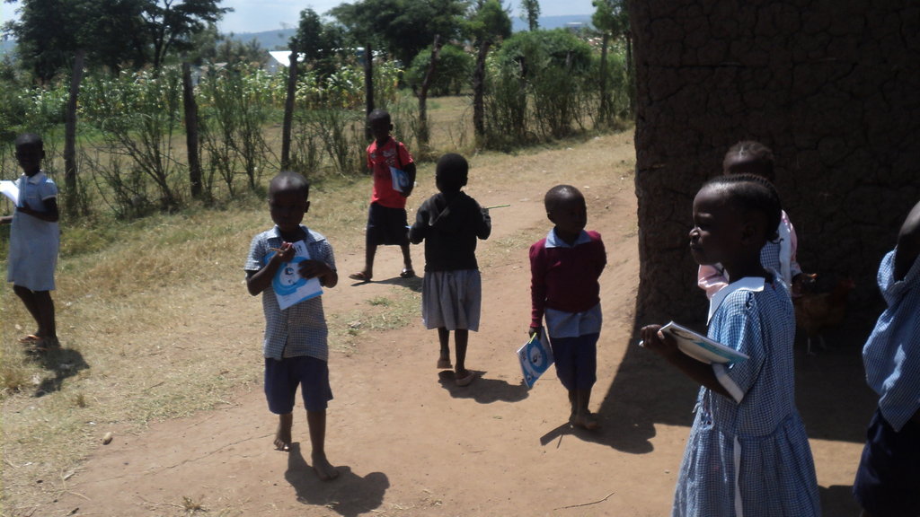Build School For 500 Poor Slum Children In Kenya - GlobalGiving