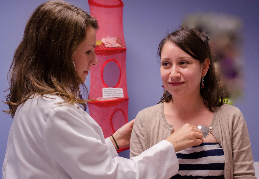 Give 200 Youth Access to Reproductive Healthcare - GlobalGiving