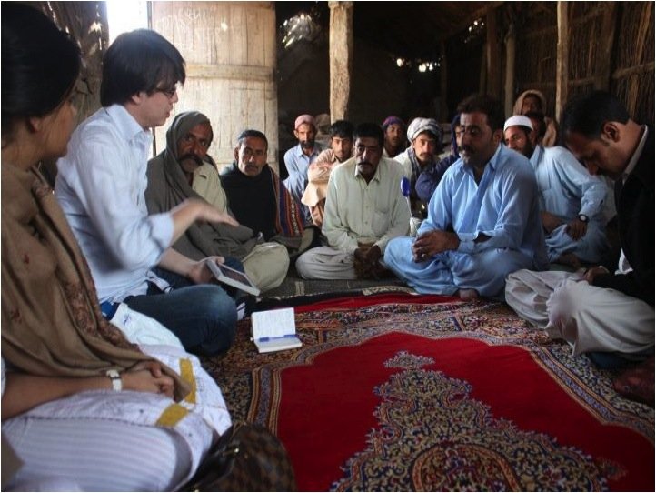Solar Lanterns for 600 Families in Rural Pakistan - GlobalGiving