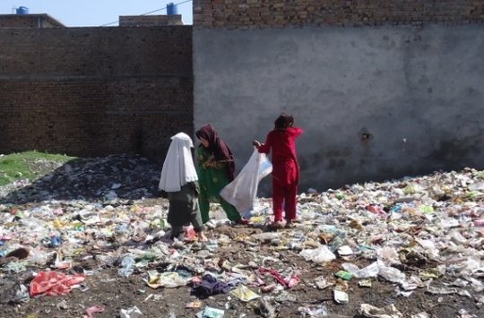 Help Poor Girls in Pakistan go to School - GlobalGiving