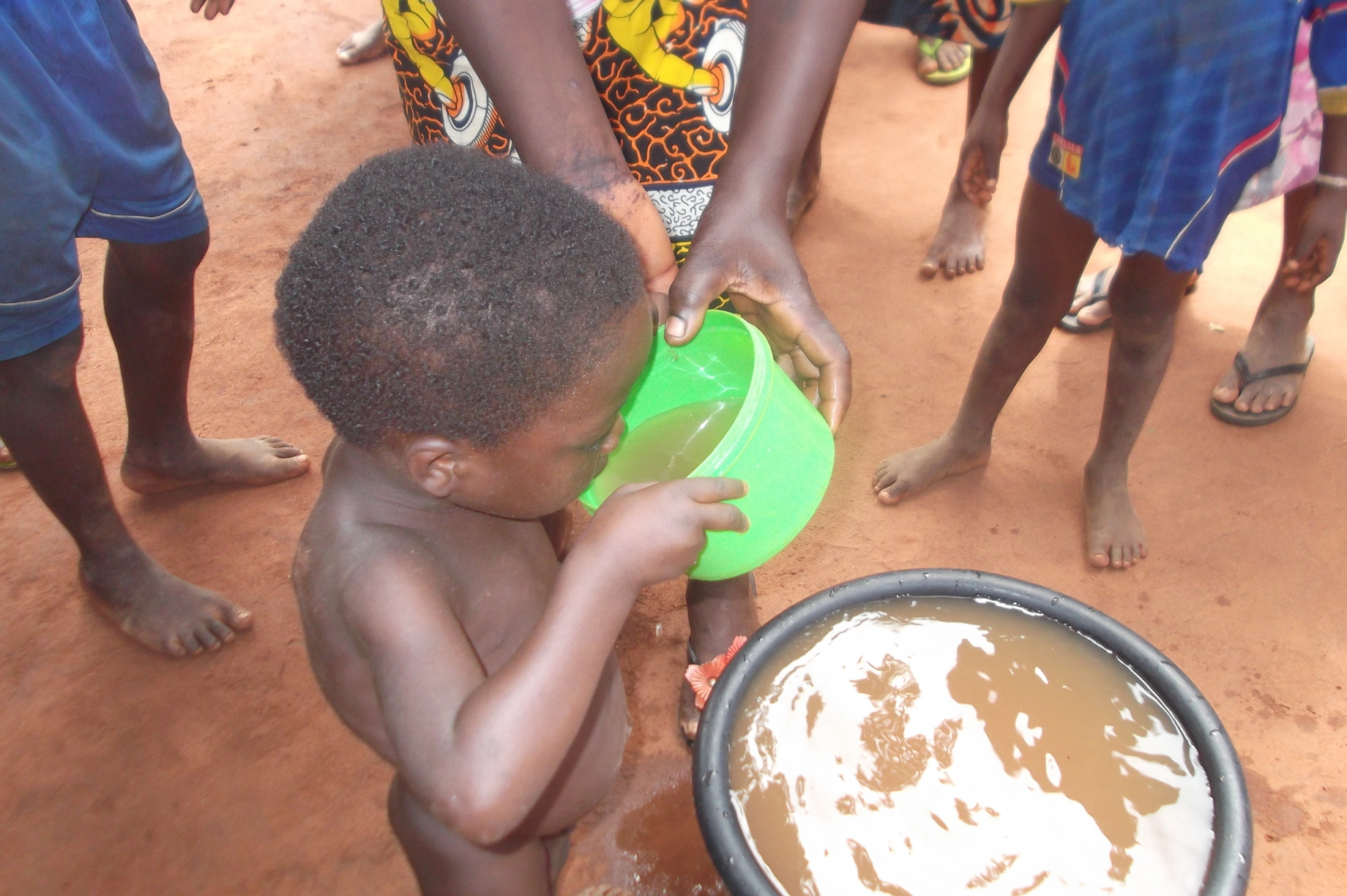 Build clean water well to 1000 villagers in Togo - GlobalGiving