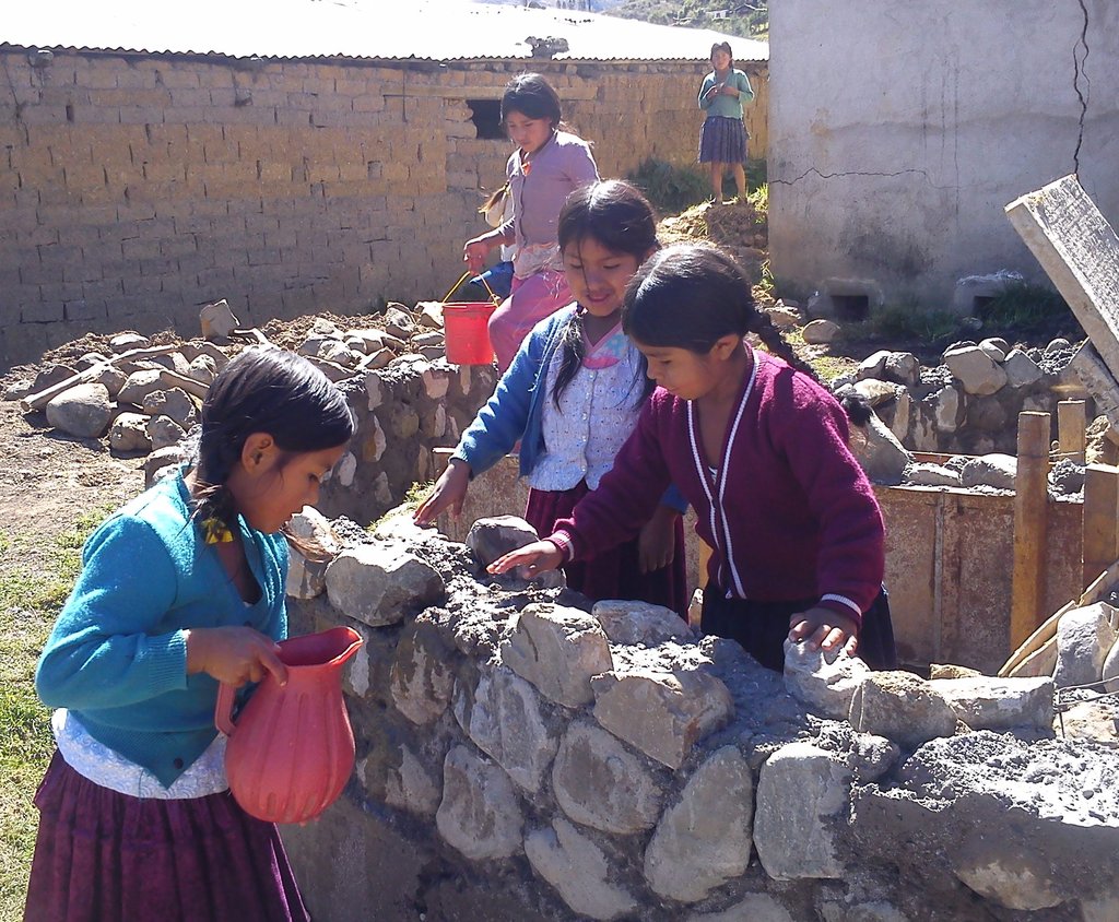 32 girl-friendly schools in Bolivia - GlobalGiving