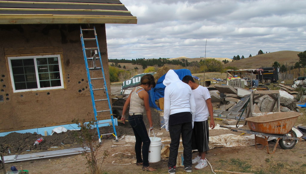 Training Lakota Youth in Sustainable Home Building - GlobalGiving