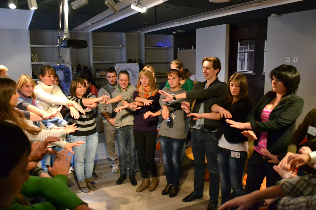 Youth 4 Youth: Building Skills, Transforming Lives - GlobalGiving