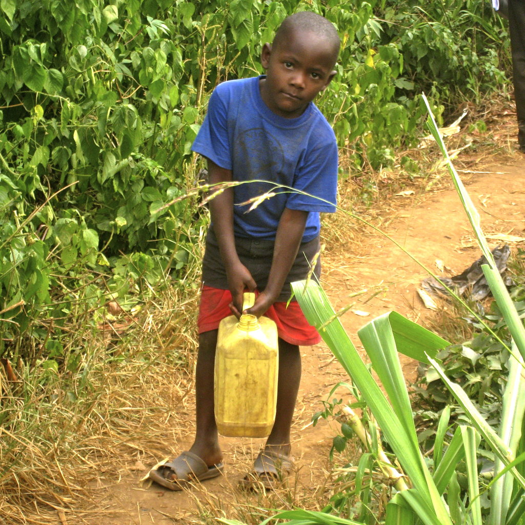 Change the Life of a Ugandan Child with Water - GlobalGiving