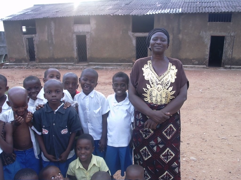 Help 301 Refugee Children In Burundi Get Education - GlobalGiving