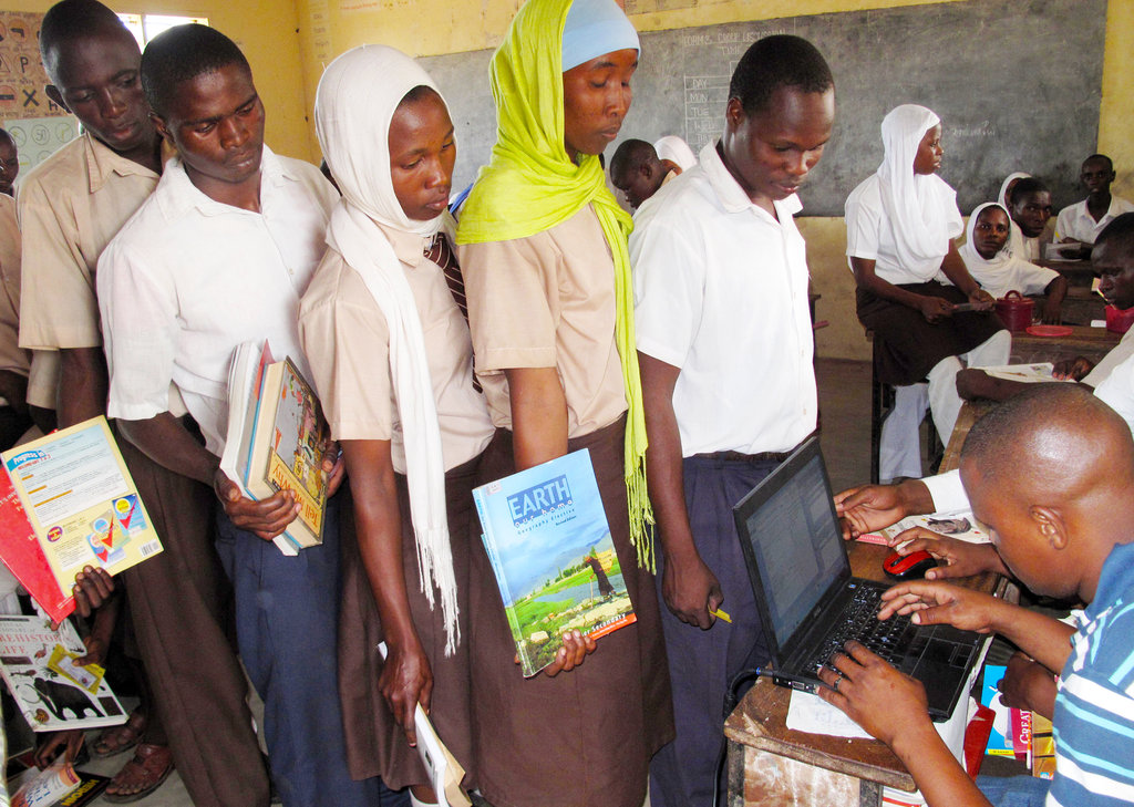 Mobile Library for Rural Kenyan Youths - GlobalGiving