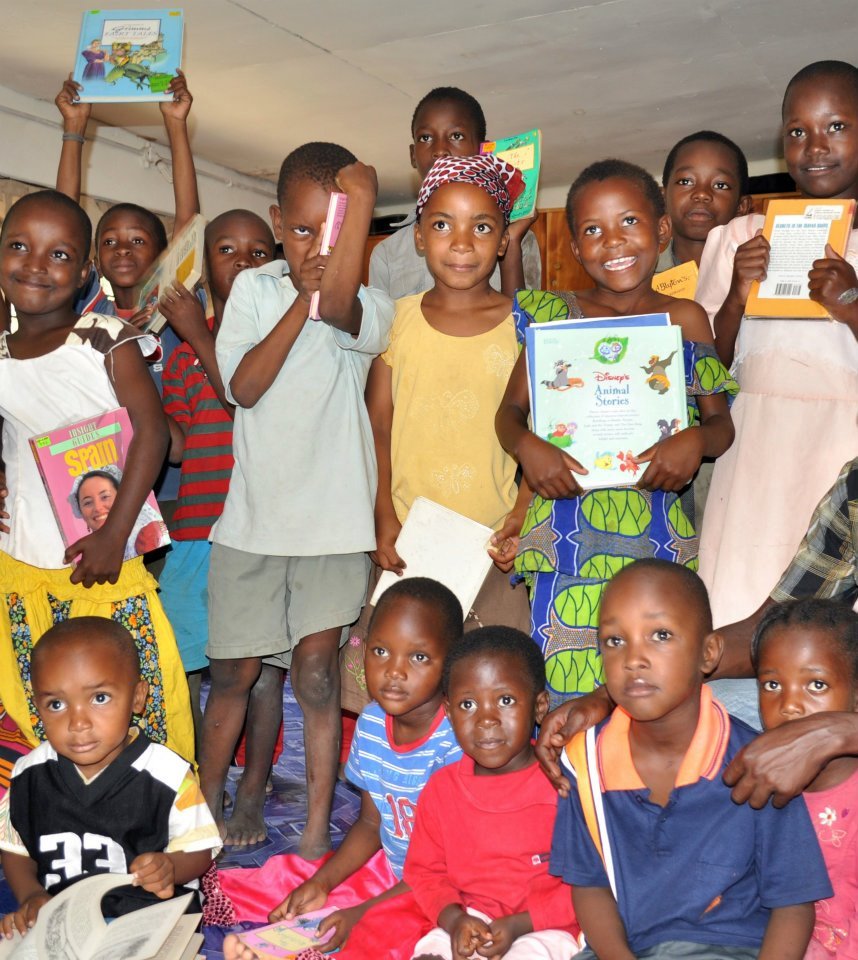 Mobile Library for Rural Kenyan Youths - GlobalGiving