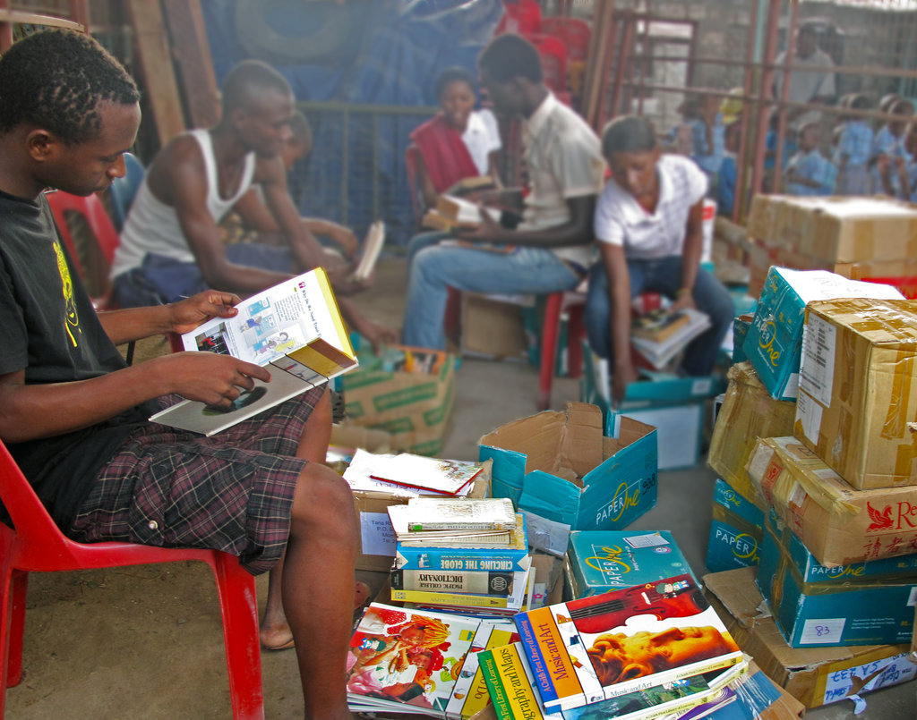 Reports on Mobile Library for Rural Kenyan Youths - GlobalGiving