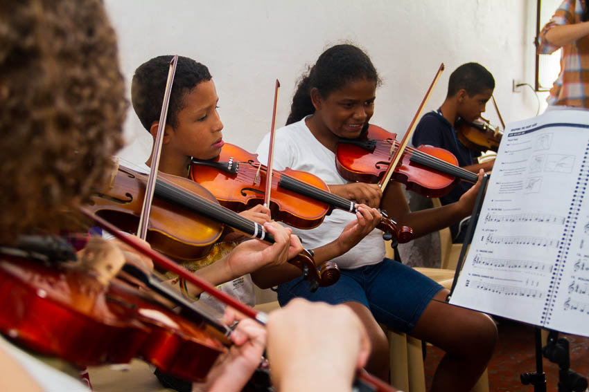 Passarim - Teach music to Brazilian children - GlobalGiving