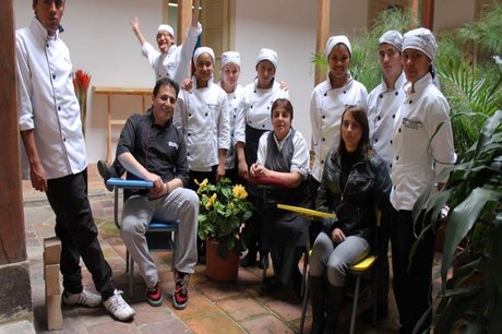 Youngsters' traditional real life restaurant - GlobalGiving