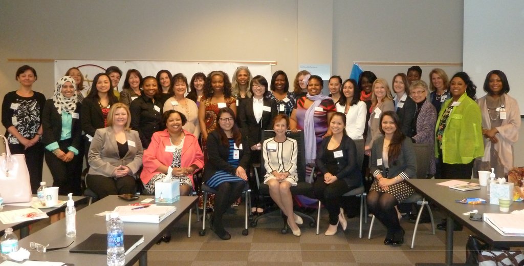 Support 30 1st-Generation Female Students of Color - GlobalGiving