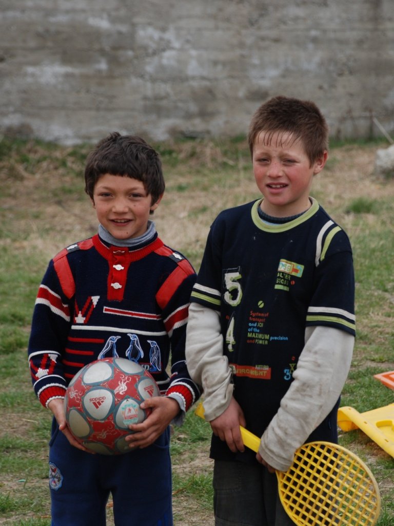 Access to education for poor Romanian children - GlobalGiving