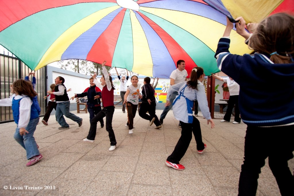 Access to education for poor Romanian children - GlobalGiving