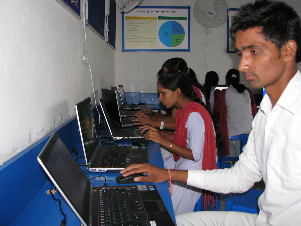 Support Primary School Teacher Training in India - GlobalGiving