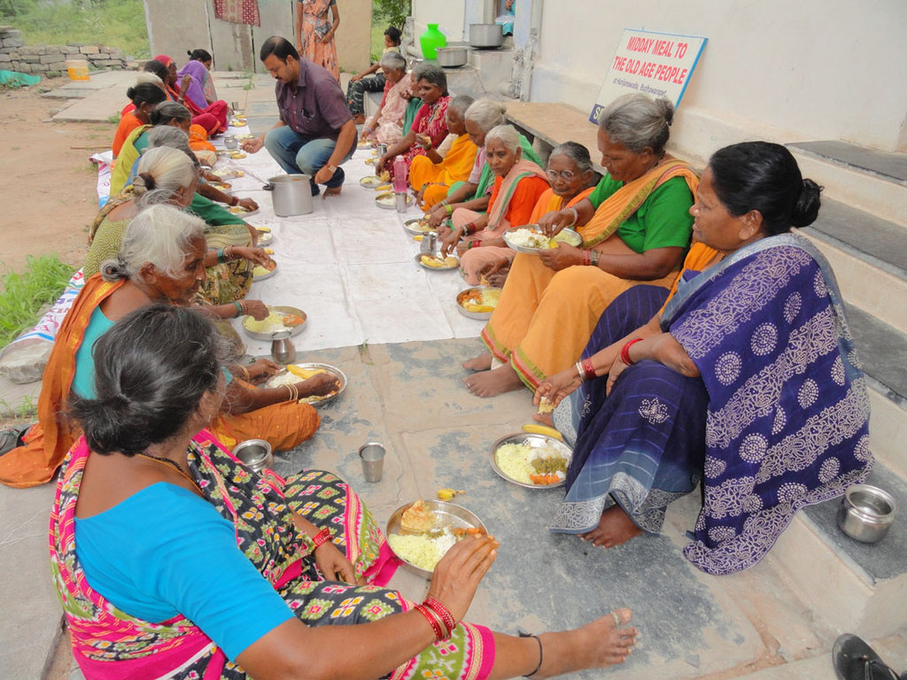 Donate food for destitute old age person in India - GlobalGiving