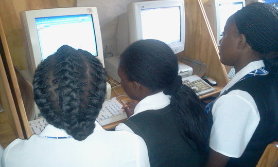 Give education & training to Zimbabwean girls - GlobalGiving
