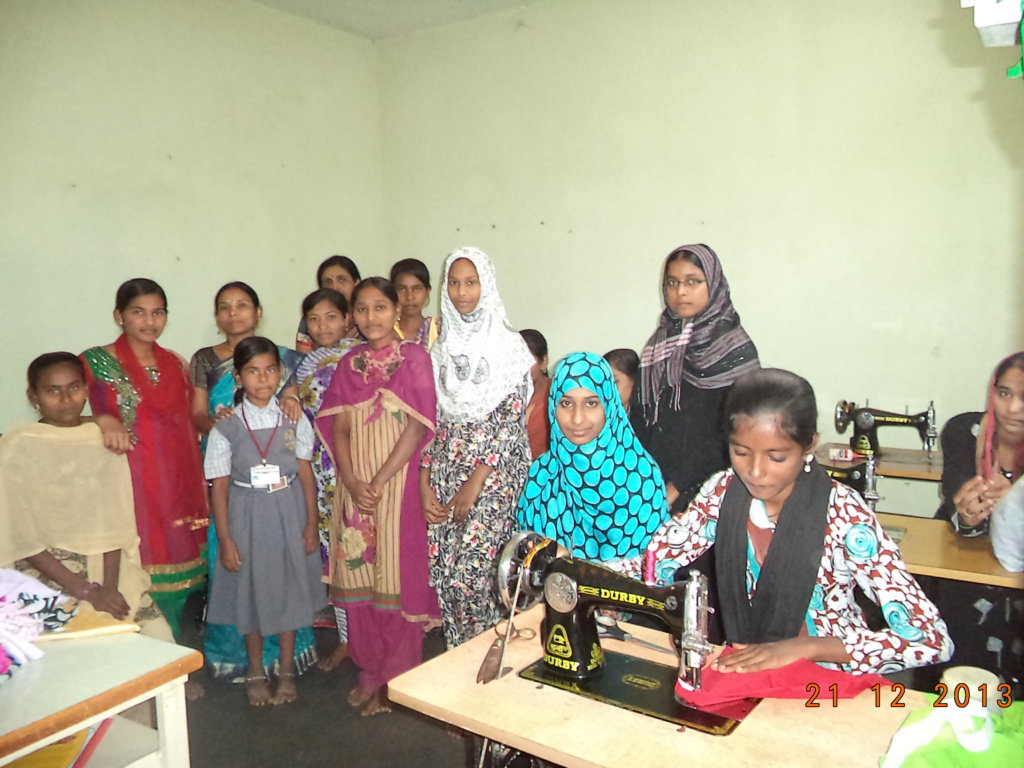 Help for educational support to 200 slum students. - GlobalGiving