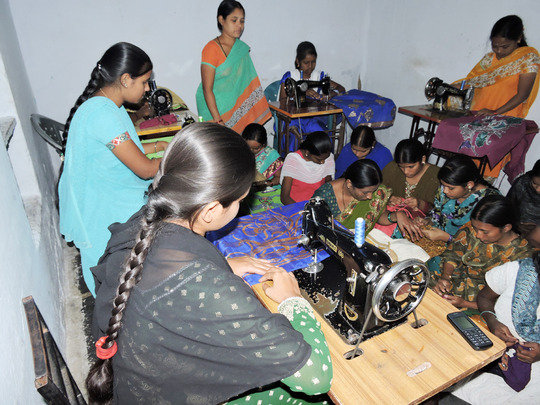 Sponsor Sewing Training for 30 Poor Women in India - GlobalGiving