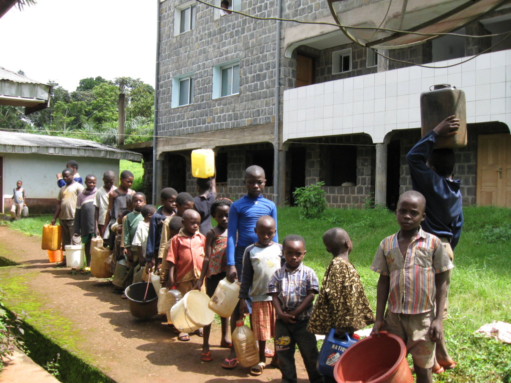 Kitchu Community Water Project - GlobalGiving