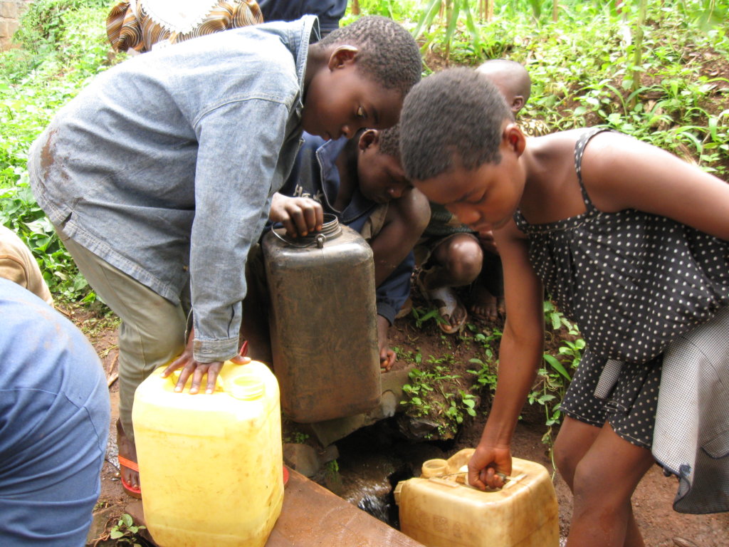 Kitchu Community Water Project - GlobalGiving