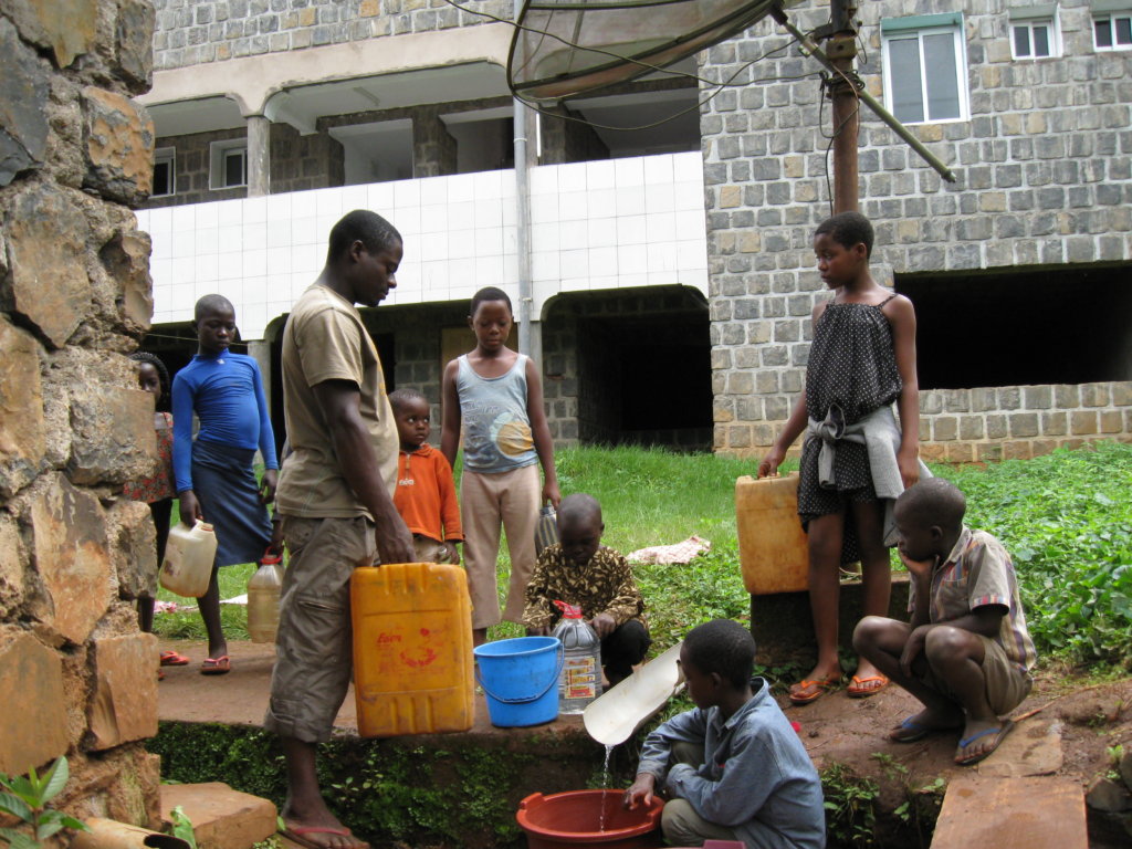 Kitchu Community Water Project - GlobalGiving