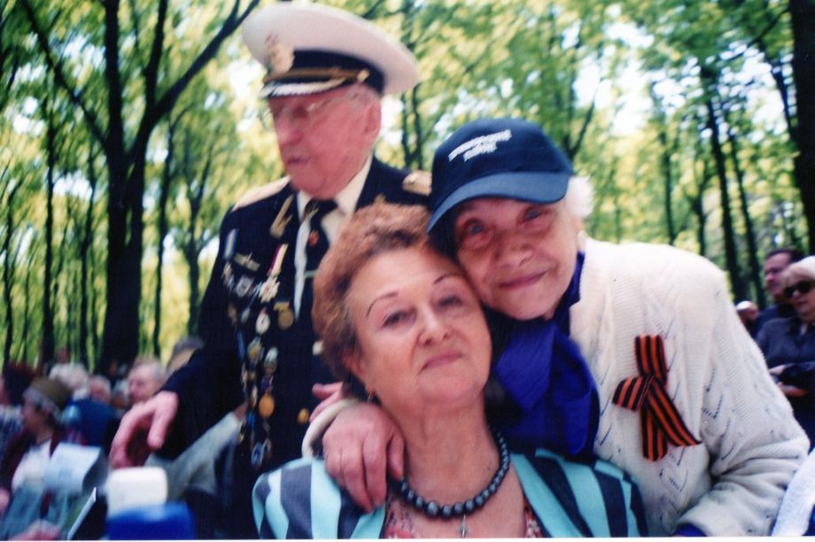 Provide 800 Elderly People from Ukraine with Canes - GlobalGiving