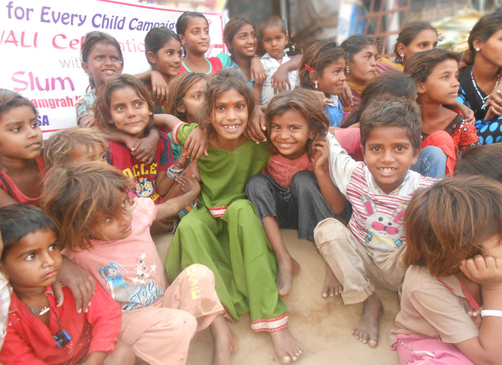 Provide Food & Toys to 25 Slum Children - GlobalGiving