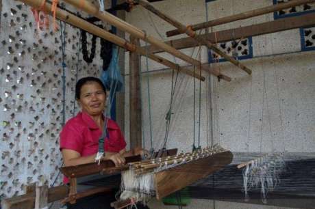 Lao Weaving Artisans - Micro Credit Project - GlobalGiving