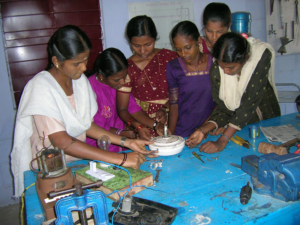 Protect 500 Street & Working Children in India - GlobalGiving