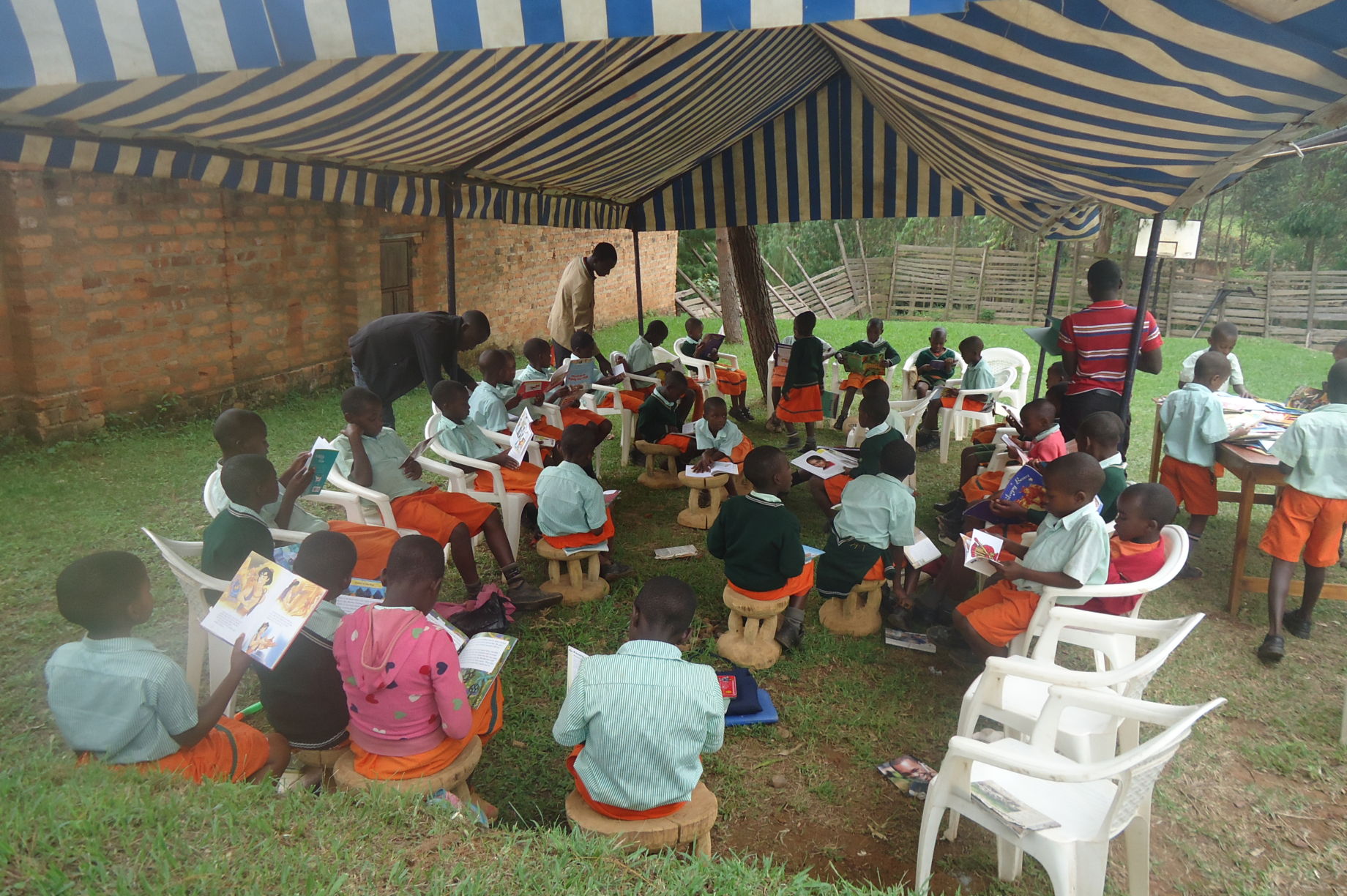 Community Library and Empowerment Centre - GlobalGiving