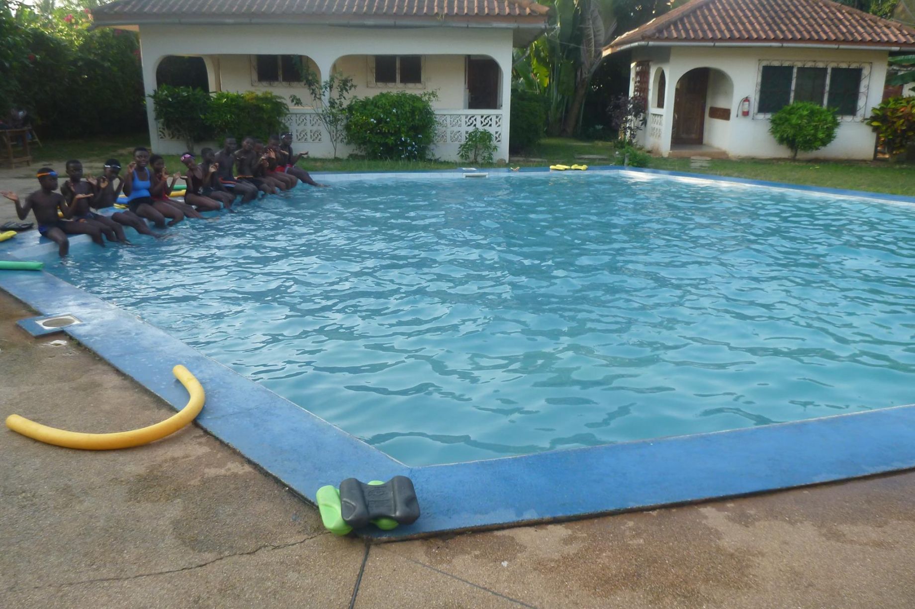 Empower 800 Deaf Kids in Ghana through Swimming - GlobalGiving