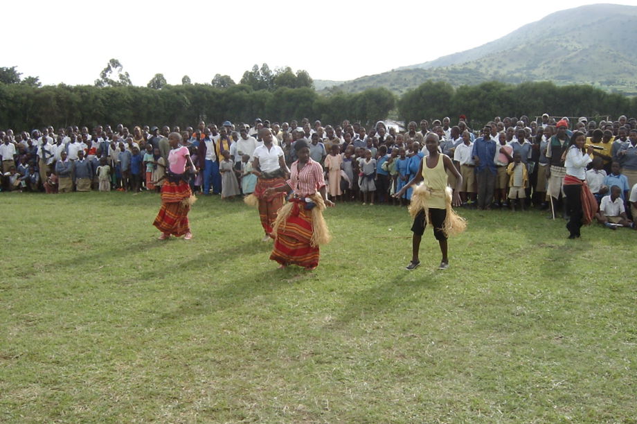 EDUCATE 1000 BOYS AND GIRLS IN RURAL UGANDA - GlobalGiving